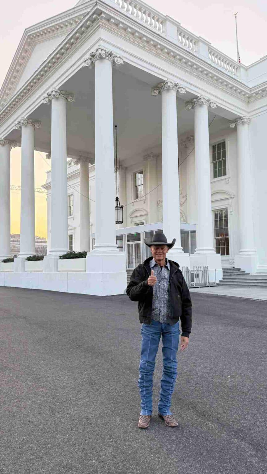 Neal McCoy Marks 10 Years of Daily Pledge of Allegiance