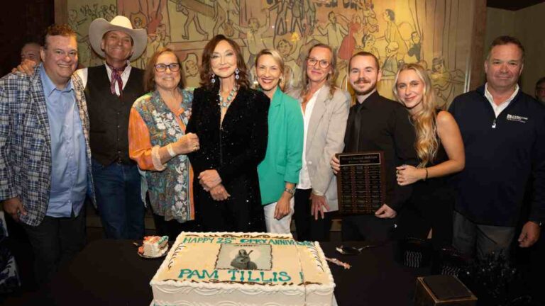 Pam Tillis Celebrates 25 Years as a Grand Ole Opry Member - Country ...