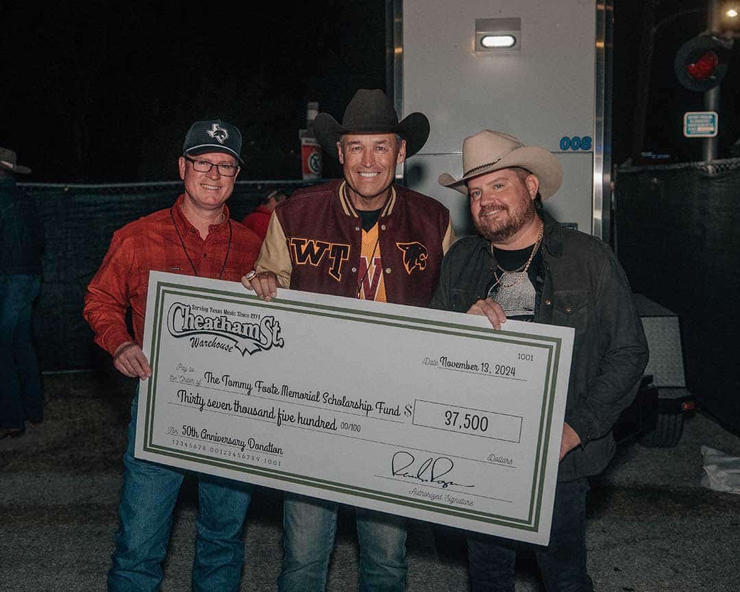 The Randy Rogers Band Hosts Benefit Concert at Cheatham Street Warehouse